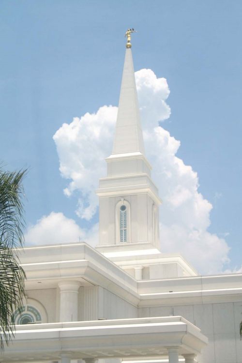 Orlando Florida Temple in the Evening