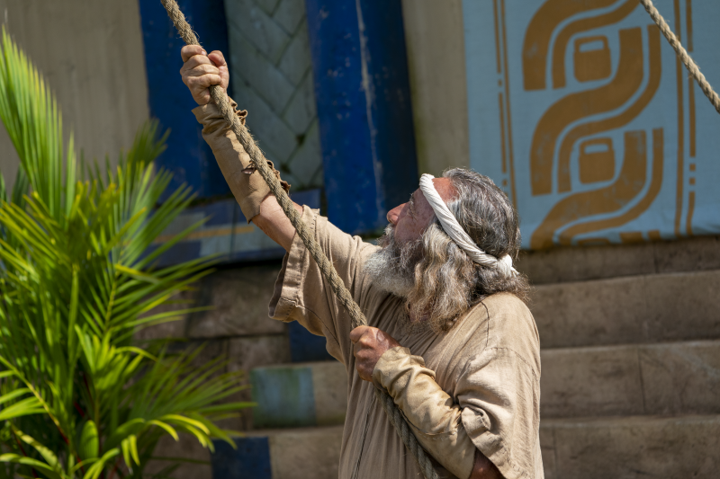 Nephites Gathering to Listen to King Benjamin