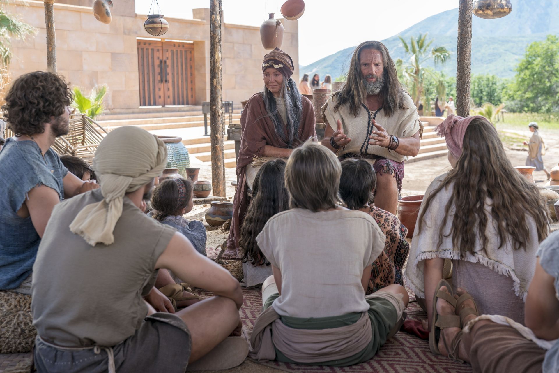 Nephites listening to Nephi teach