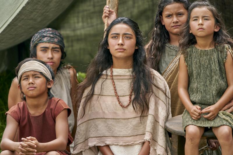 Nephites Gathering to Listen to King Benjamin