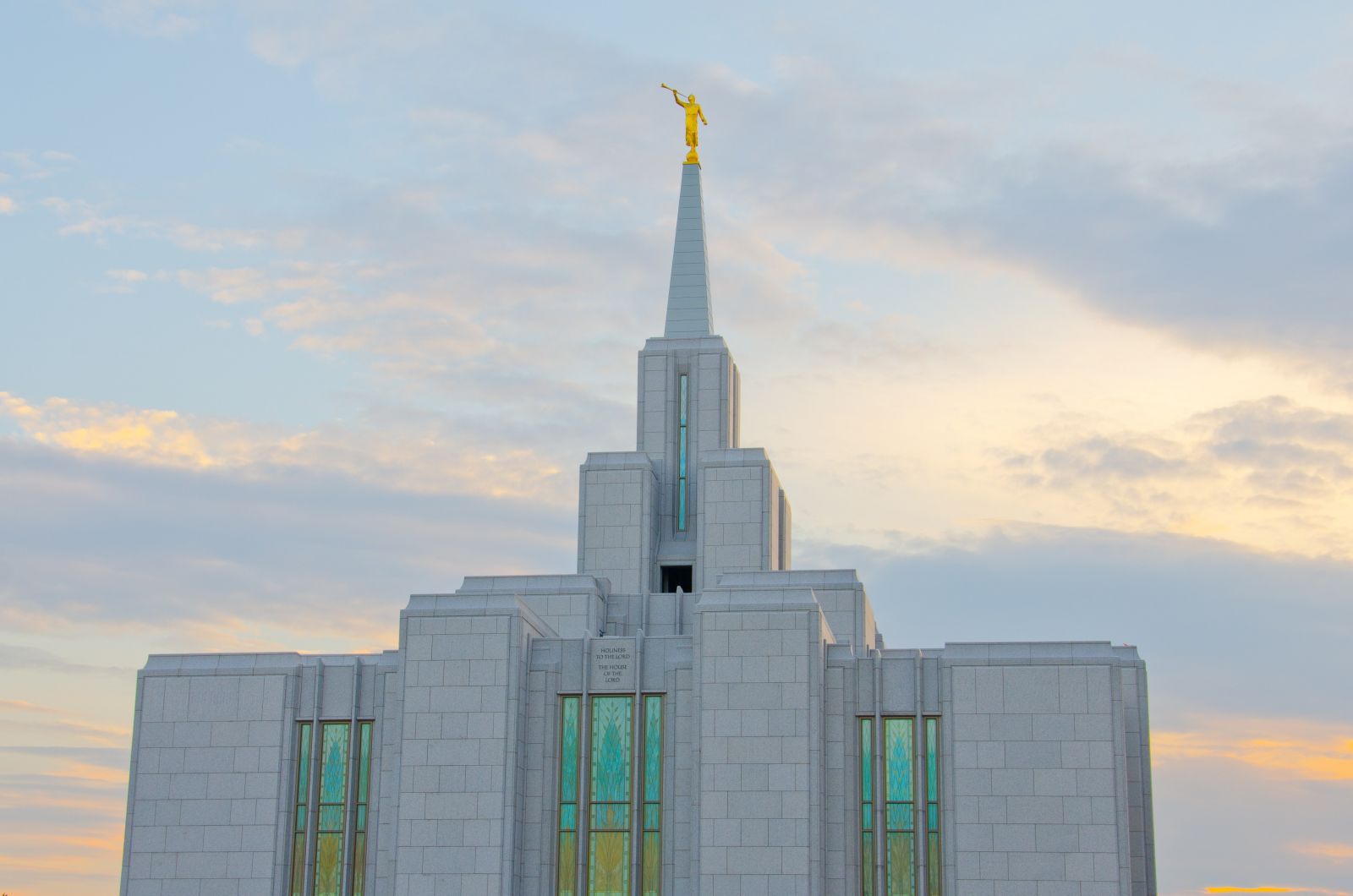 The Spire of the Calgary Alberta Temple