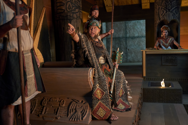 Abinadi in front of King Noah