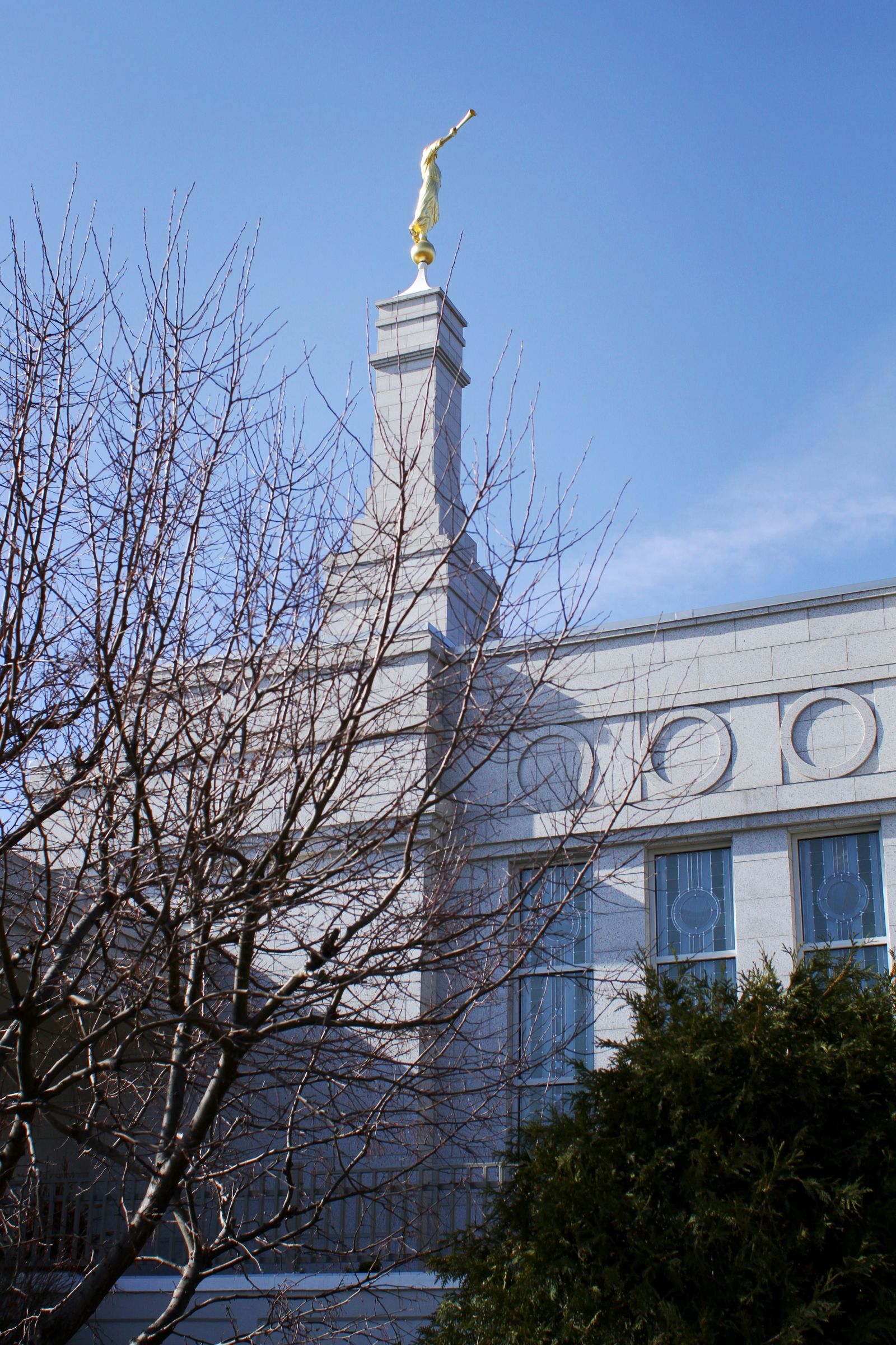 St. Paul Minnesota Temple Side View