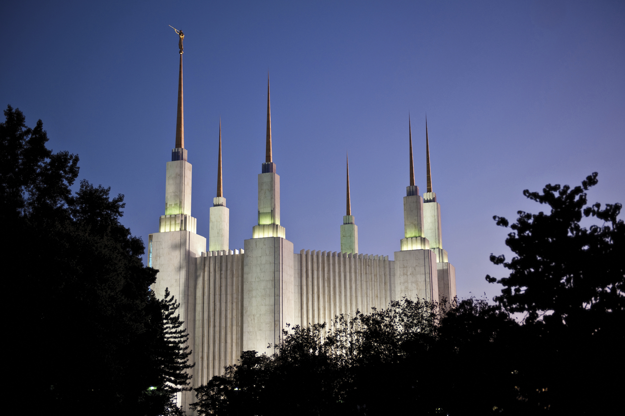 Washington D.C. Temple in the Evening