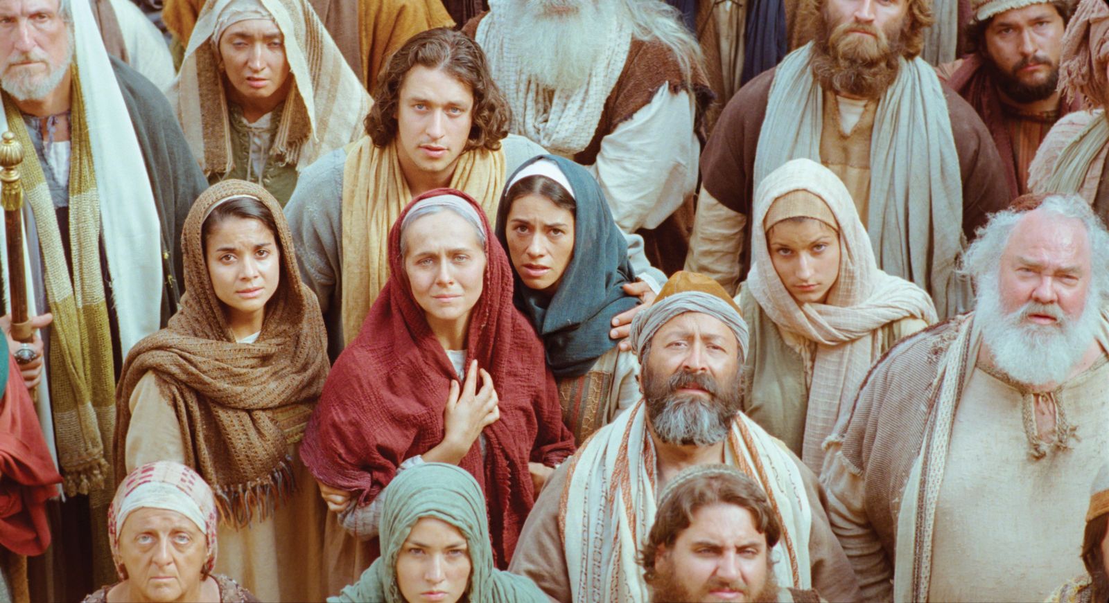 People Shout Hosanna