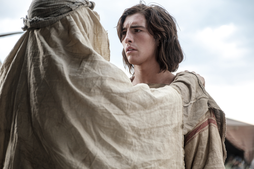 Nephi breaks his bow in the wilderness