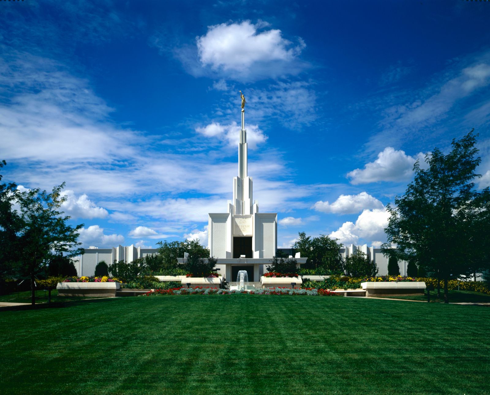 The Fountain on the Grounds of the Denver Colorado Temple