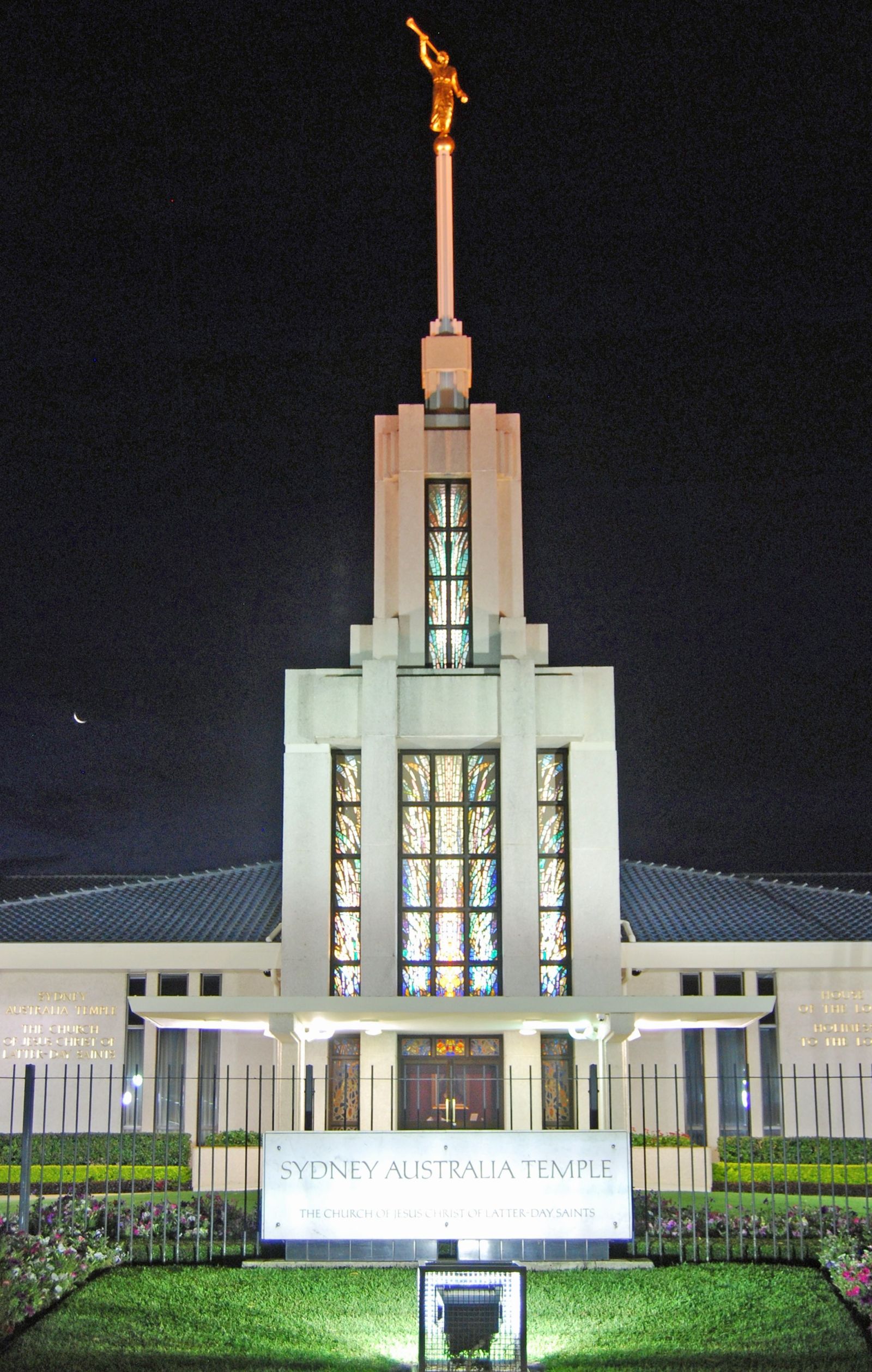 Sydney Australia Temple in the Evening