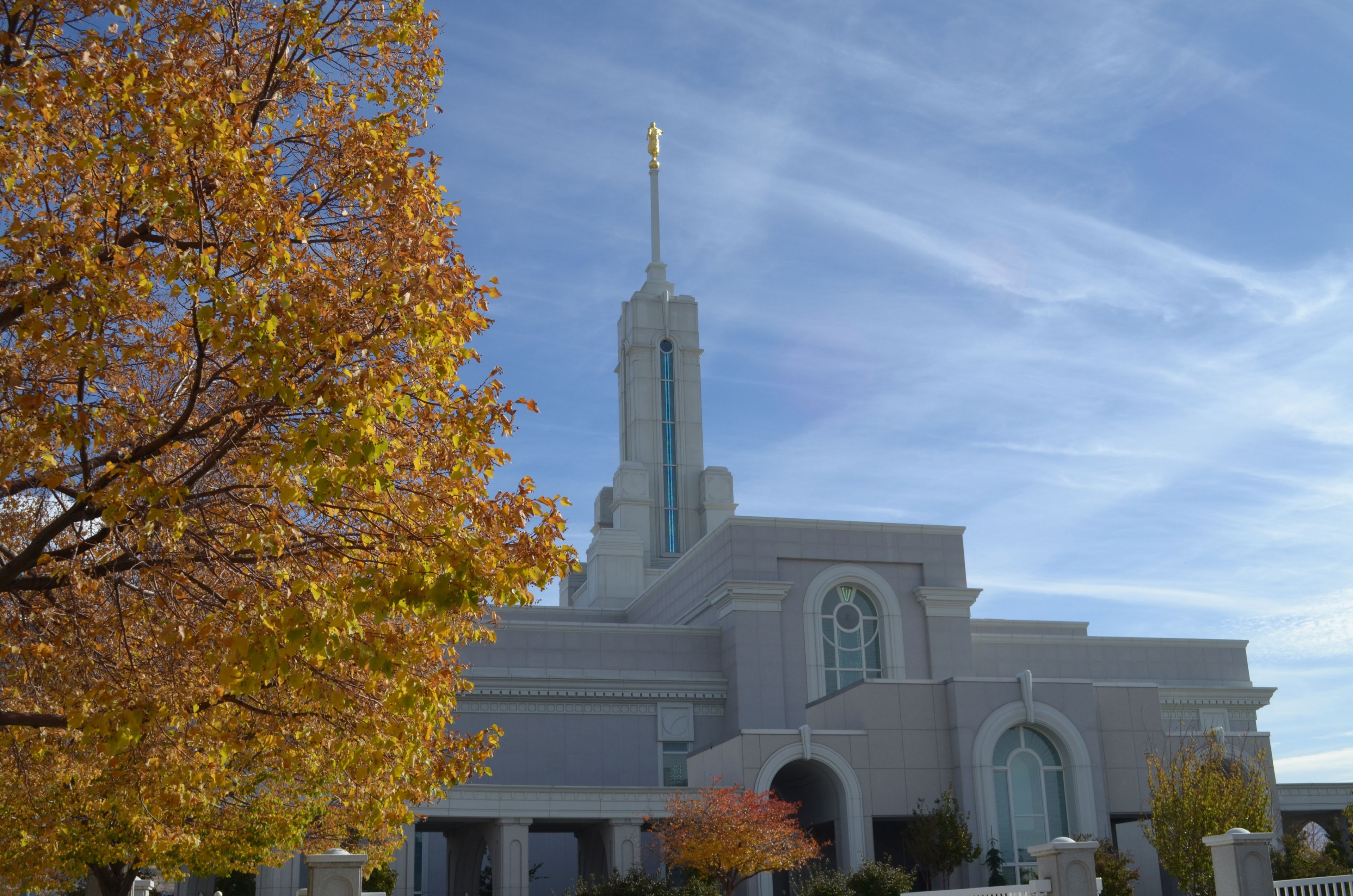 Mount Timpanogos Utah Temple Spire