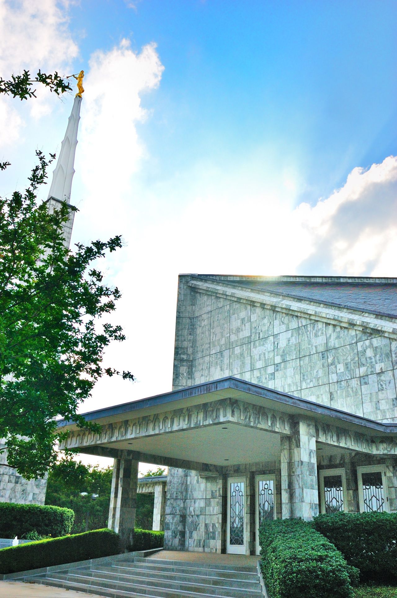 Entrance to the Dallas Texas Temple