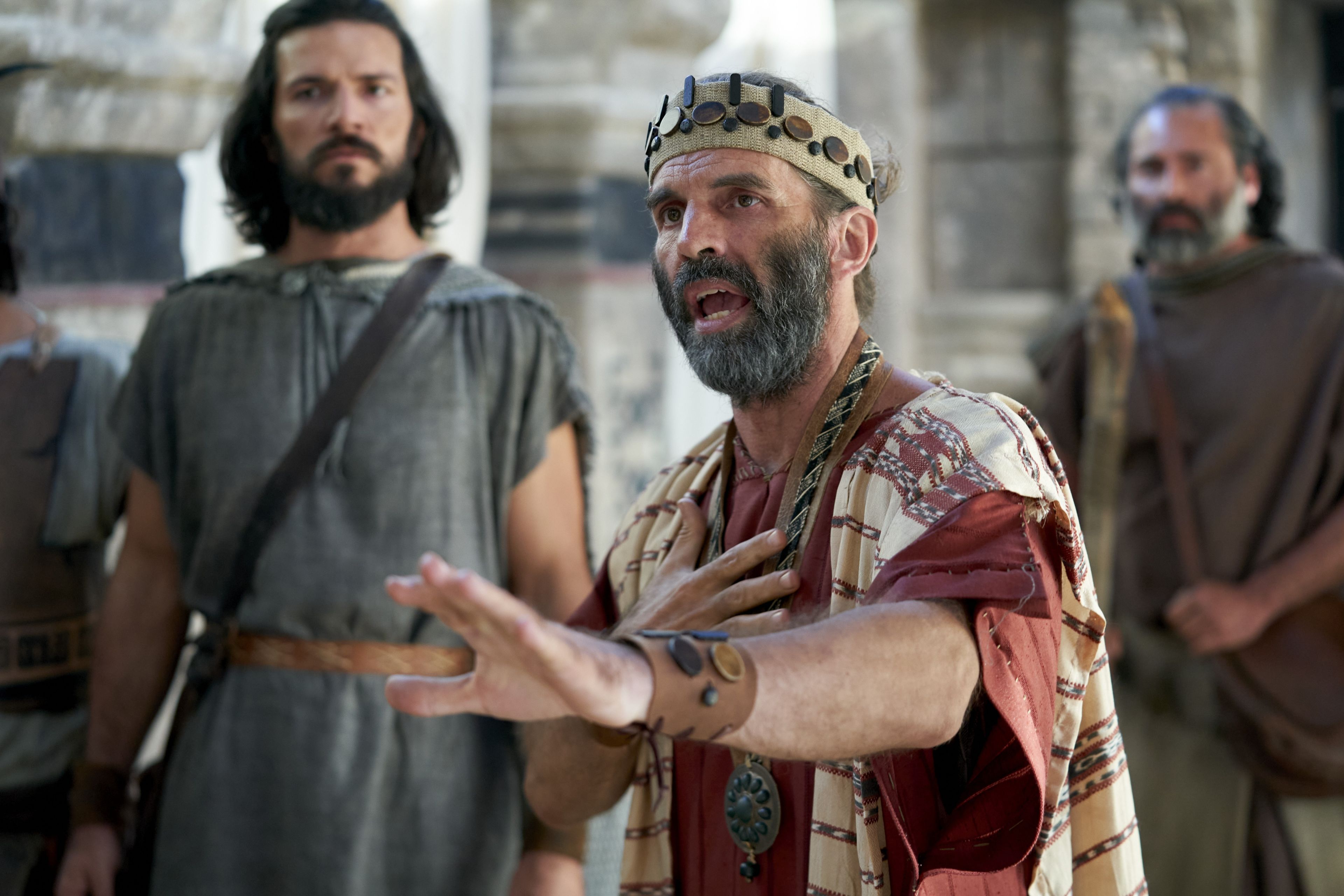 Zeezrom Defending Alma the Younger and Amulek