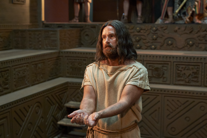 Abinadi in front of King Noah