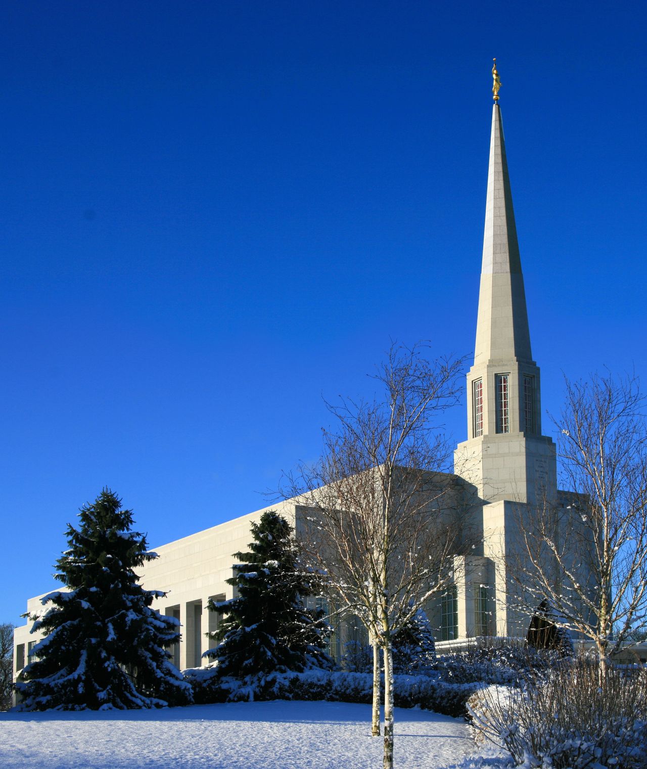 Preston England Temple in the Winter