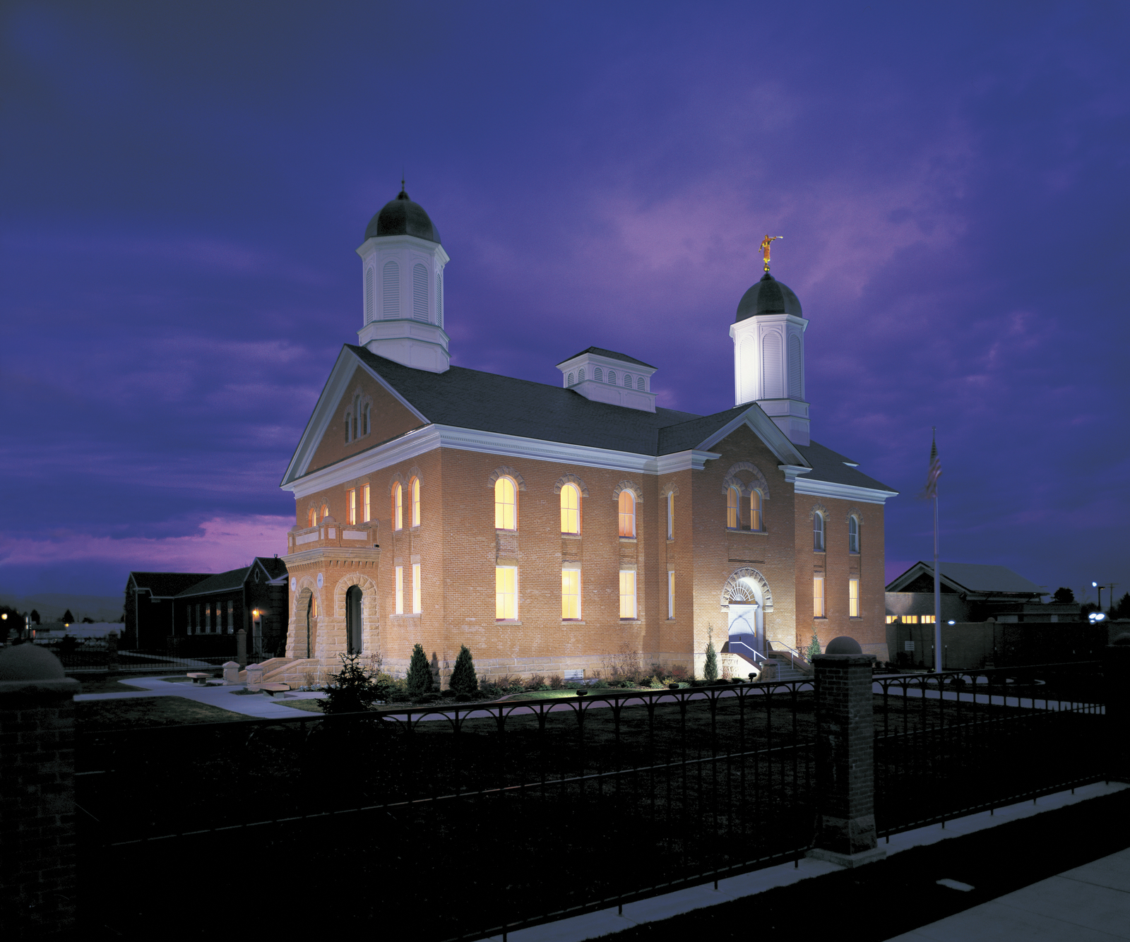 Vernal Utah Temple West Side