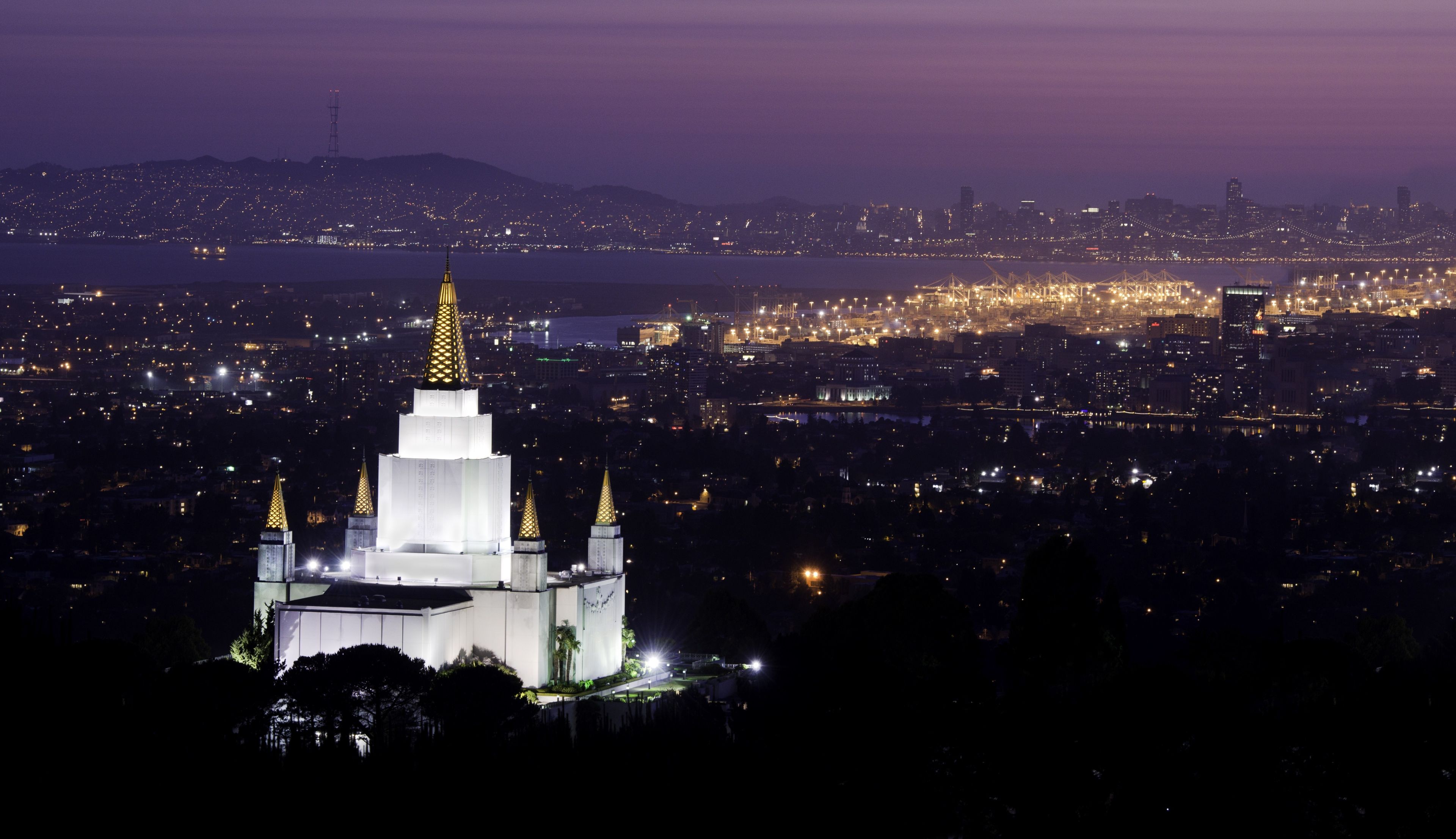 Oakland California Temple in the Evening