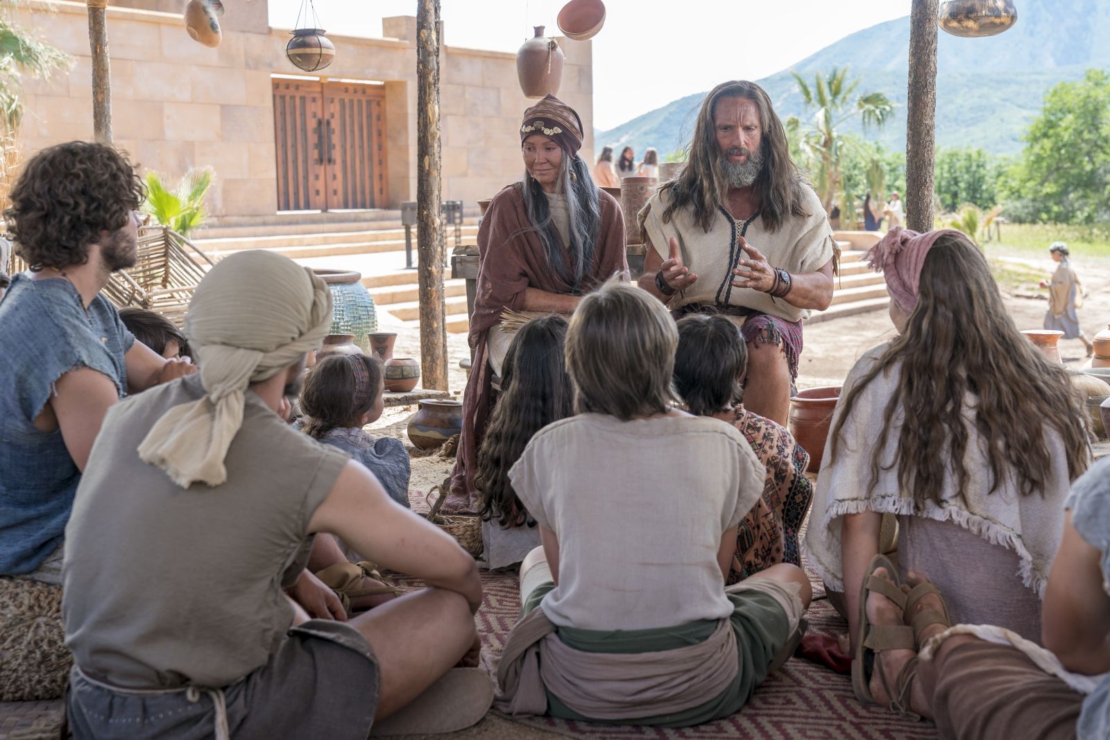 Nephites listening to Nephi teach